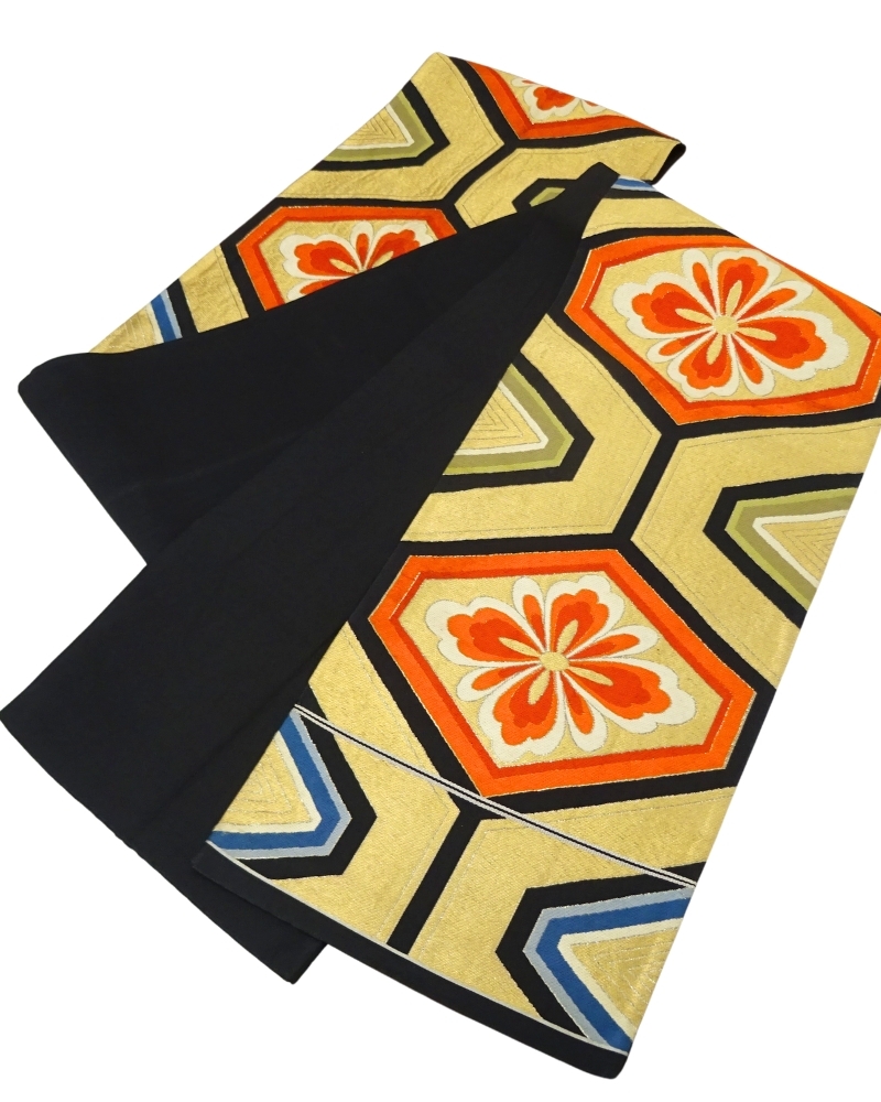 袋帯 正絹 リユース 中古 亀甲に花文様 m030-8R(8050-00213)★ | きもの遊美